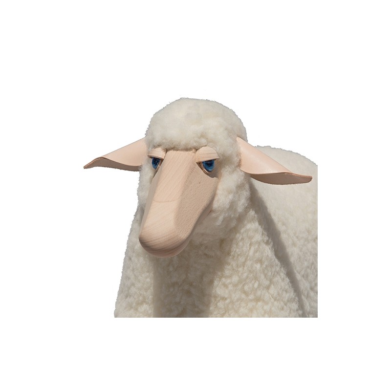 DECO MAISON MOUTON NANCY- déco-mouton en bois et peluche